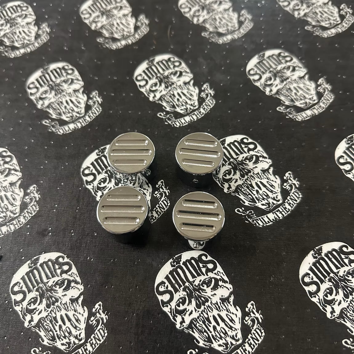 SIMMS Evo/Twin Cam Head Bolt Covers -Ball Milled – Simms Custom Cycles